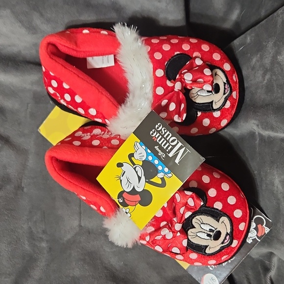 Disney | Shoes | Minnie Mouse Slippers | Poshmark
